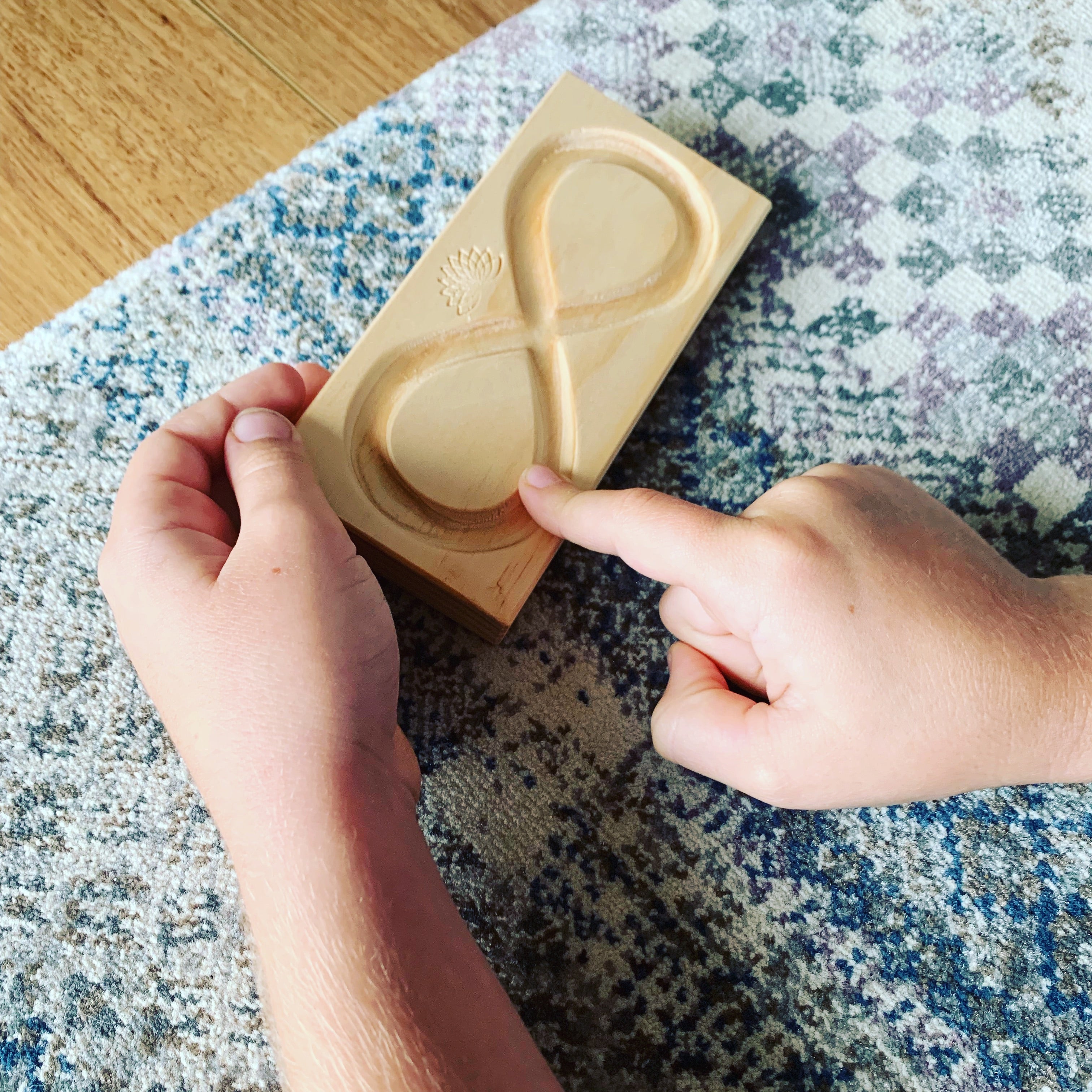 Children's Infinity Breathing Board & Calm Breathing